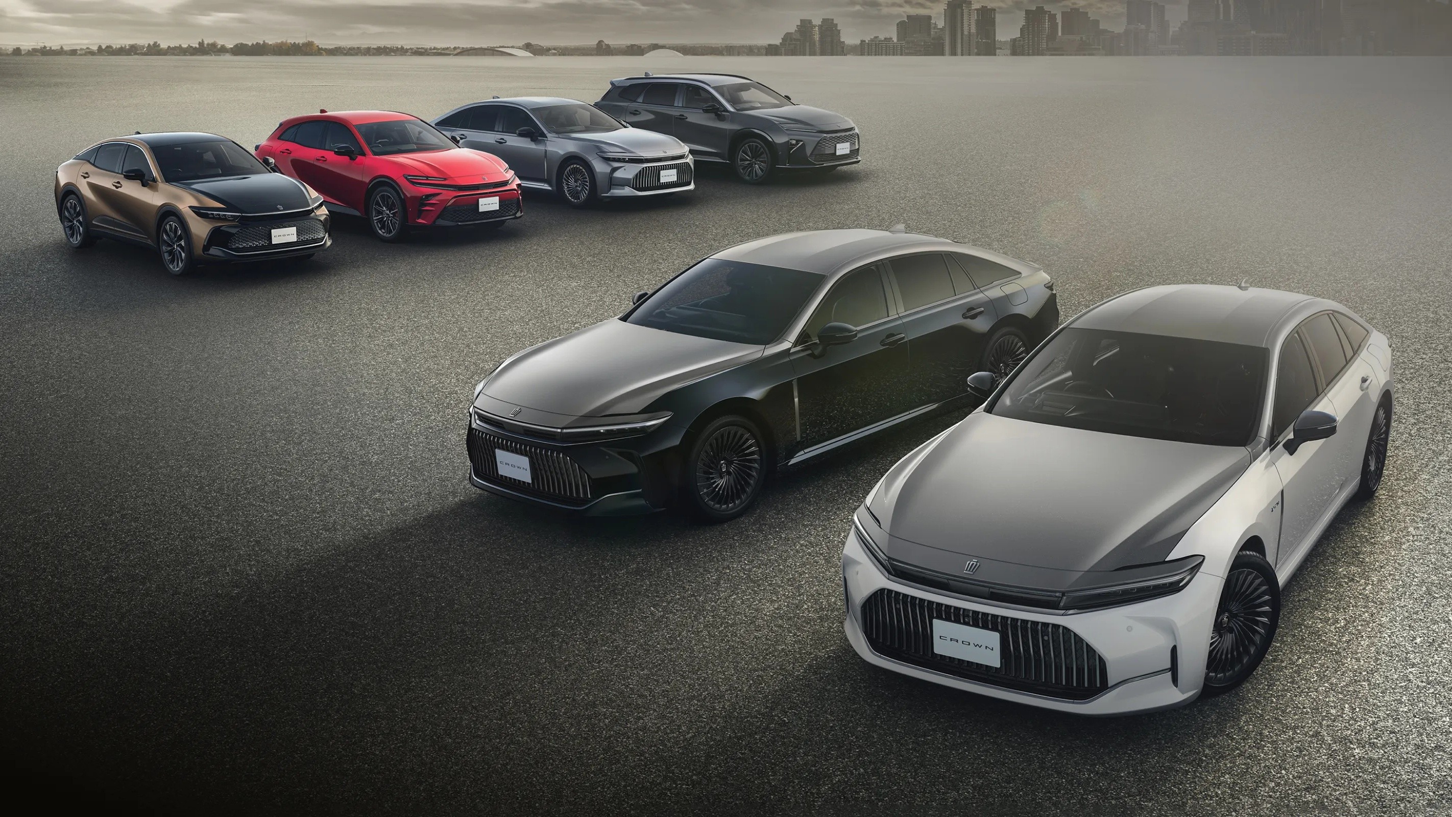 Chi tiết Toyota Crown Sedan phiên bản kỷ niệm 70 năm | Báo Hà Tĩnh - Tin tức Hà Tĩnh mới nhất ...