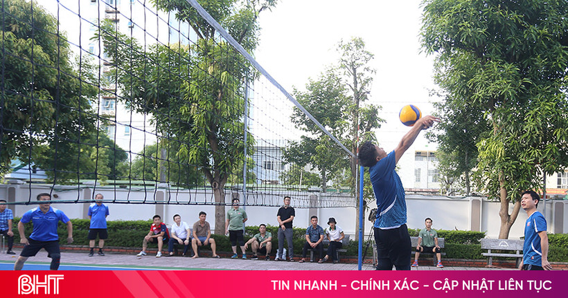 Giao lưu thể thao chào mừng kỷ niệm 99 năm Ngày Báo chí cách mạng Việt ...