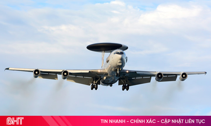Khám phá sức mạnh radar bay E3 Sentry