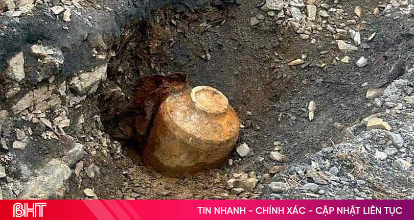 Sơ tán hơn 400 hộ dân để hủy quả bom 500 kg từ Thế chiến II | Báo Hà ...