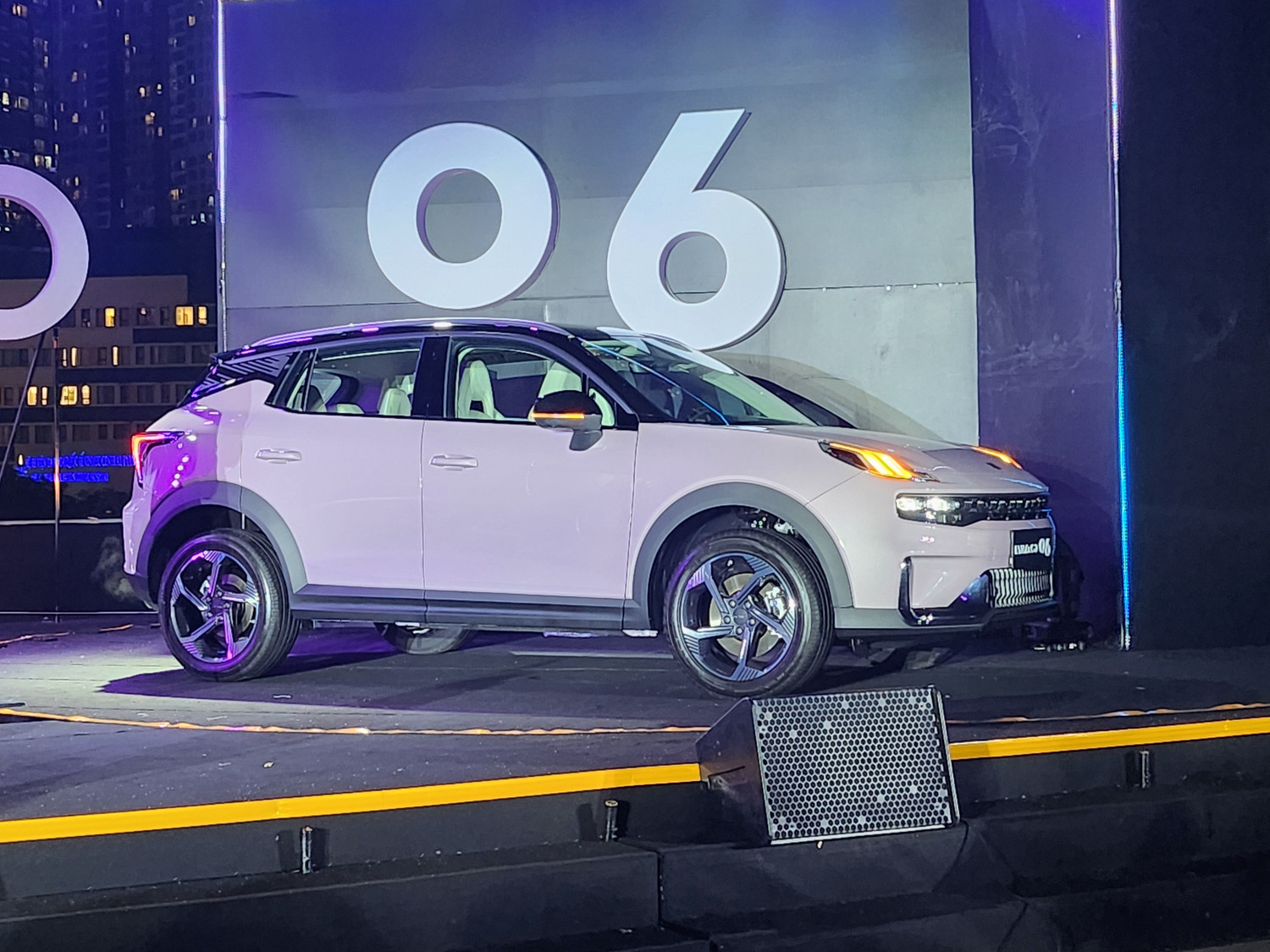 Cận cảnh Lynk & Co 06 giá từ 729 triệu đồng tại Việt Nam | Báo Hà Tĩnh ...