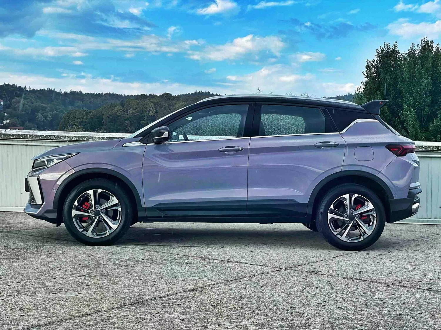 Xe mới sắp xuất hiện tại Việt Nam, mang thương hiệu Geely