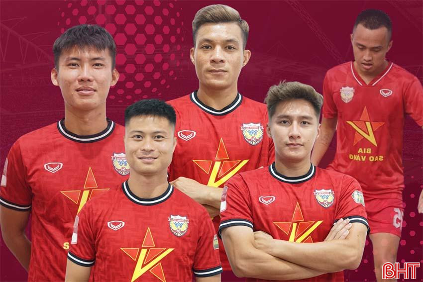 5 tân binh gia nhập Hồng Lĩnh Hà Tĩnh | Báo Hà Tĩnh - Tin tức Hà Tĩnh ...