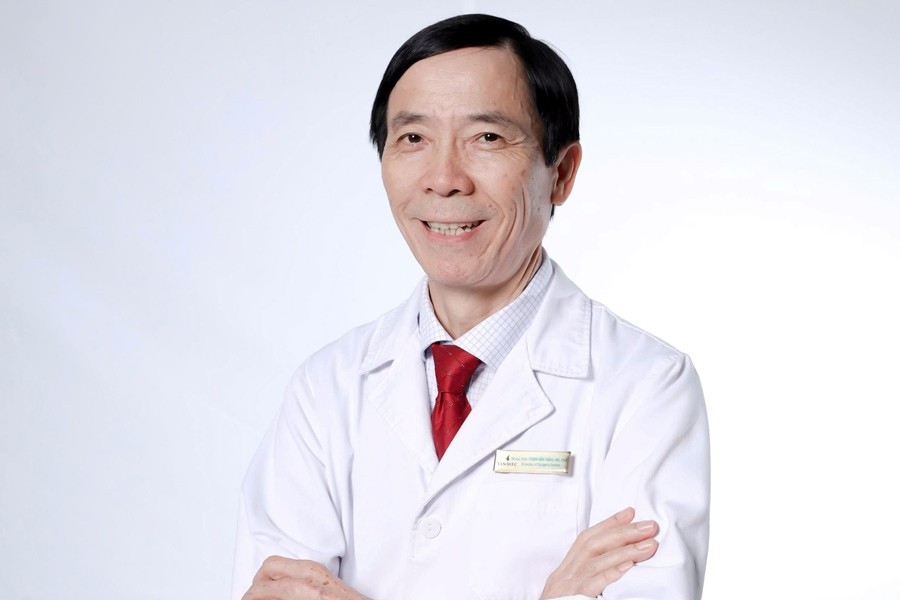 Khoảng trống y tế miền Tây và hành trình mang y học hiện đại về quê nhà của “bàn tay vàng ngoại ...